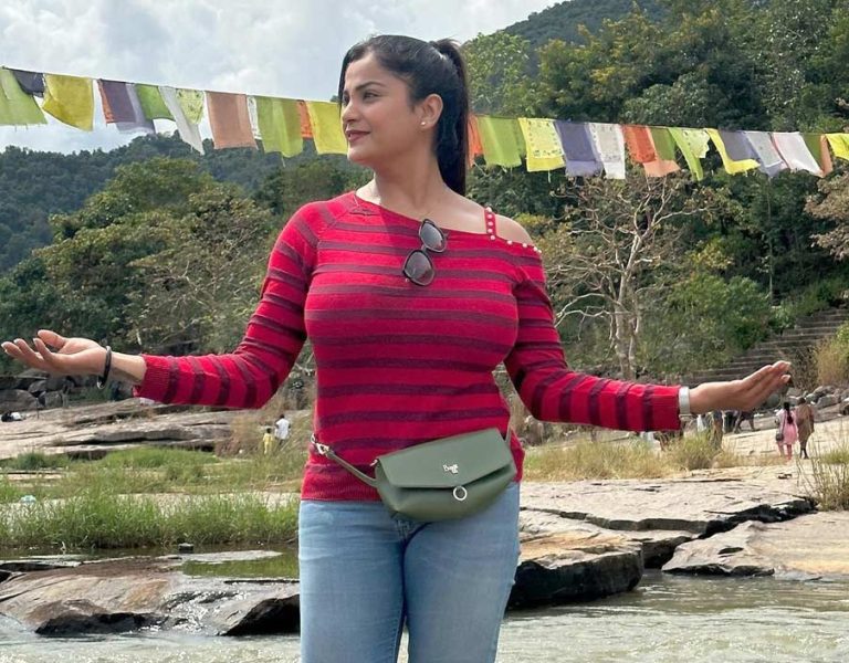 Bidusmita Dash Age, Height, Husband, Hot Photo, Wiki & Bio - BuzzOdisha.Com