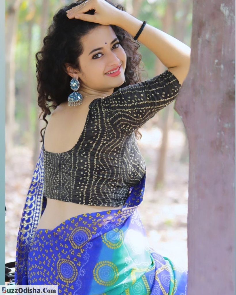 Anuradha Panigrahi Photos: Looks Bold and Beautiful in Sarees ...